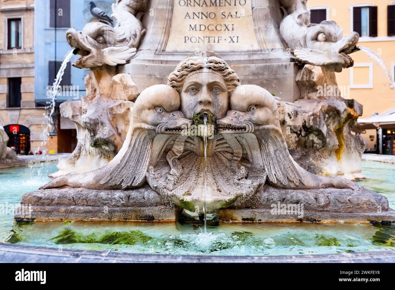 Fountain of the pantheon in rome hi-res stock photography and images ...