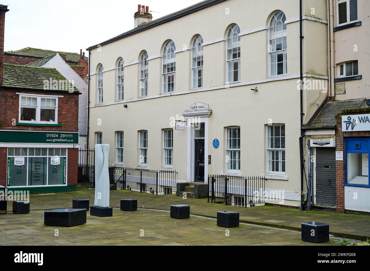 The former Wakefield town hall in Crown Court Stock Photo - Alamy