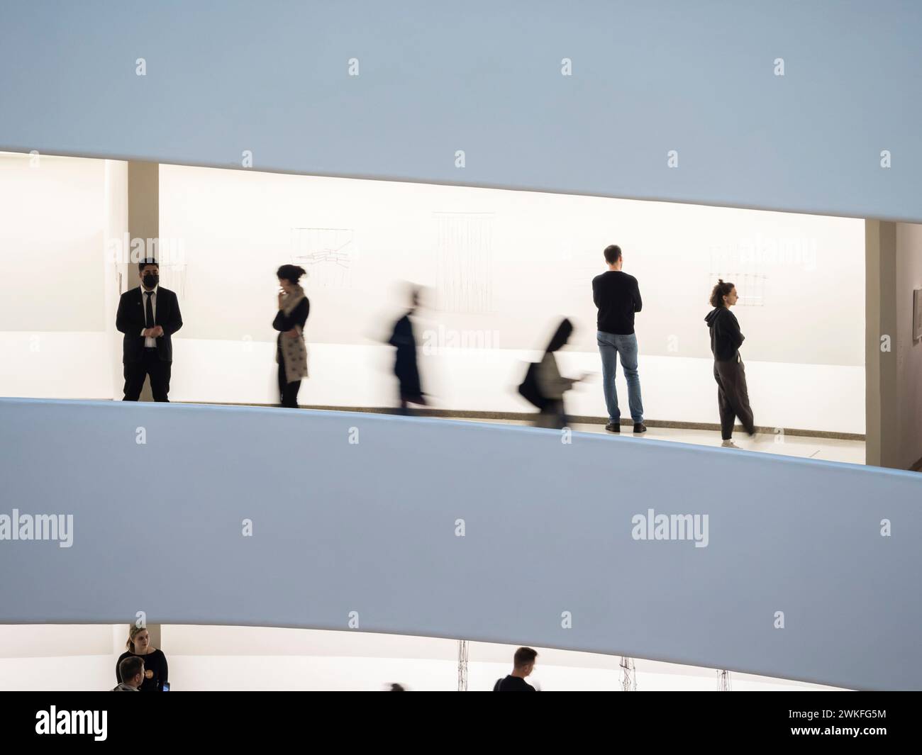 Walkway rush hi-res stock photography and images - Alamy
