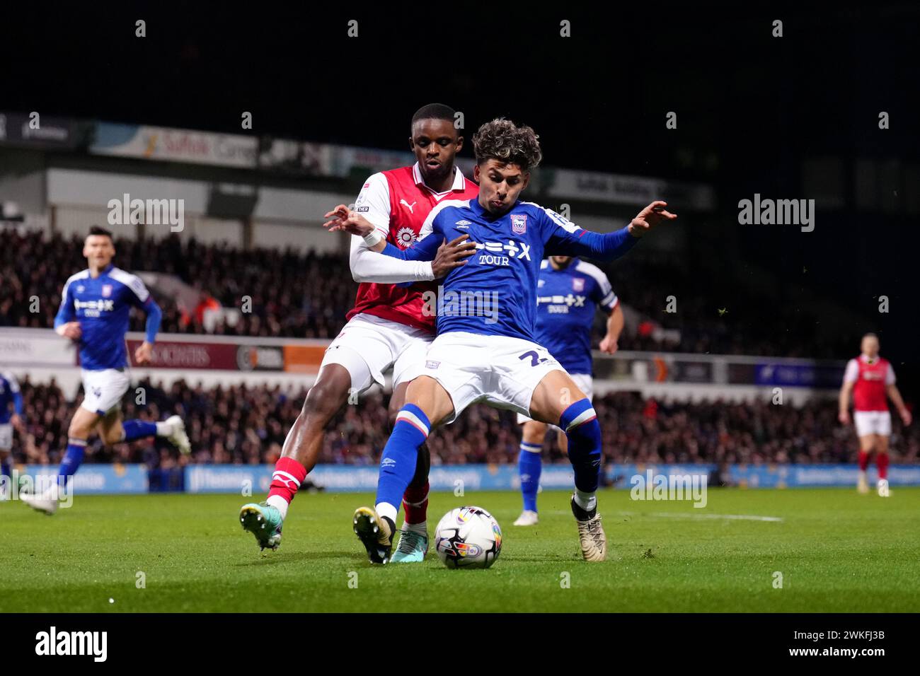 Rotherham United's Hakeem Odoffin (left) and Ipswich Towns' Jeremy ...
