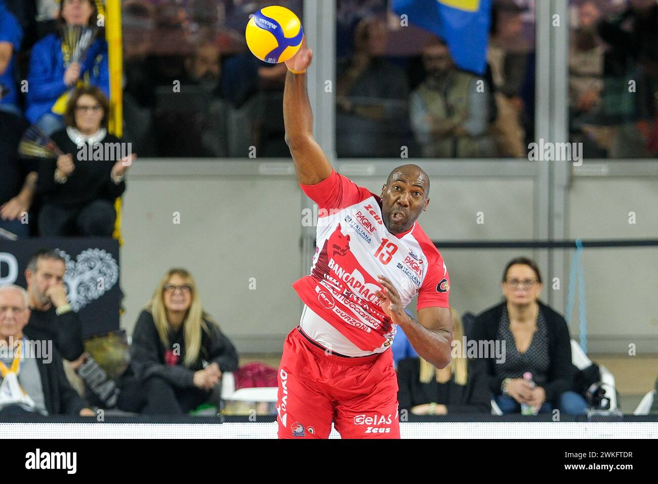 Yoandy leal hidalgo voleibol hi-res stock photography and images - Alamy