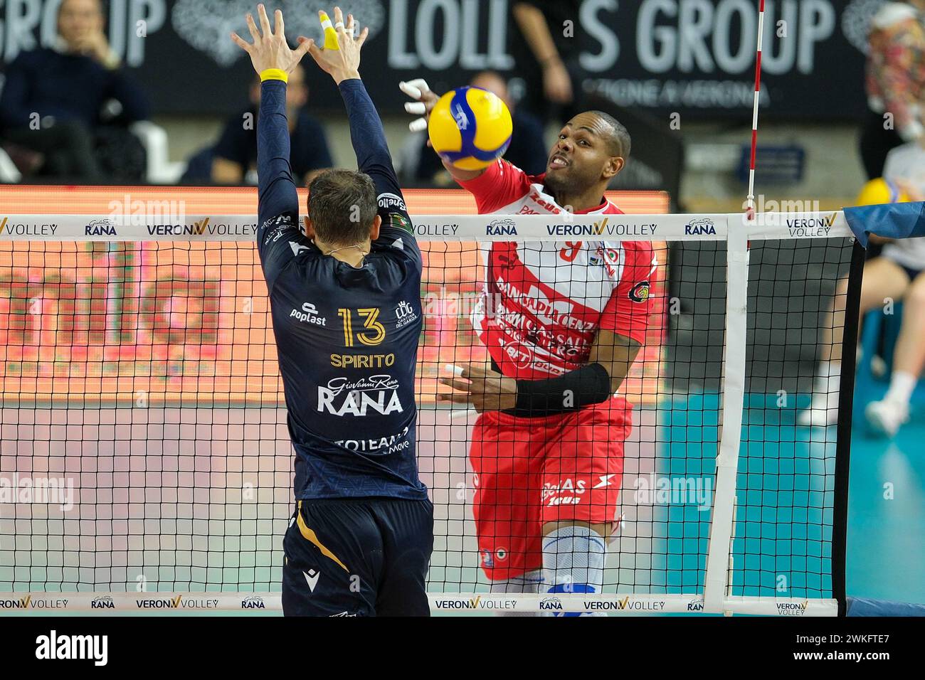 Yoandy leal hidalgo voleibol hi-res stock photography and images - Alamy