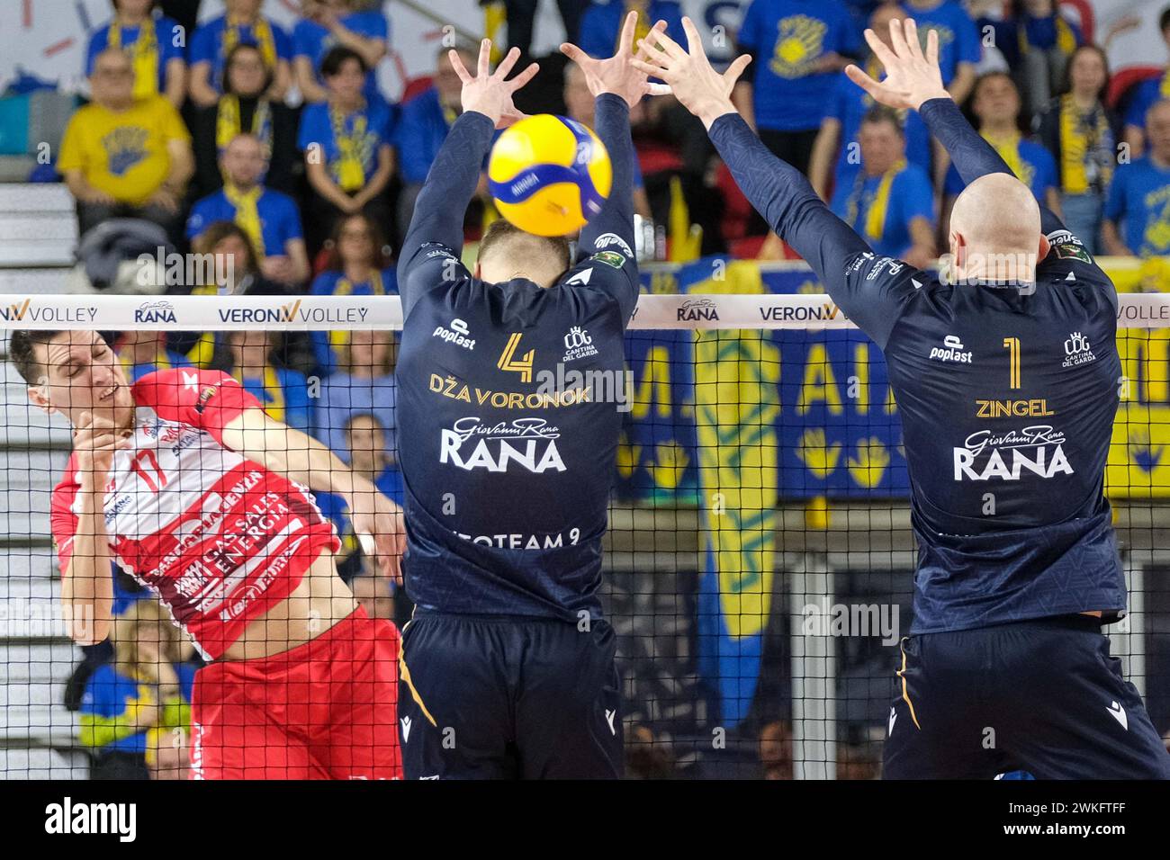 Yuri romano voleibol hi-res stock photography and images - Alamy