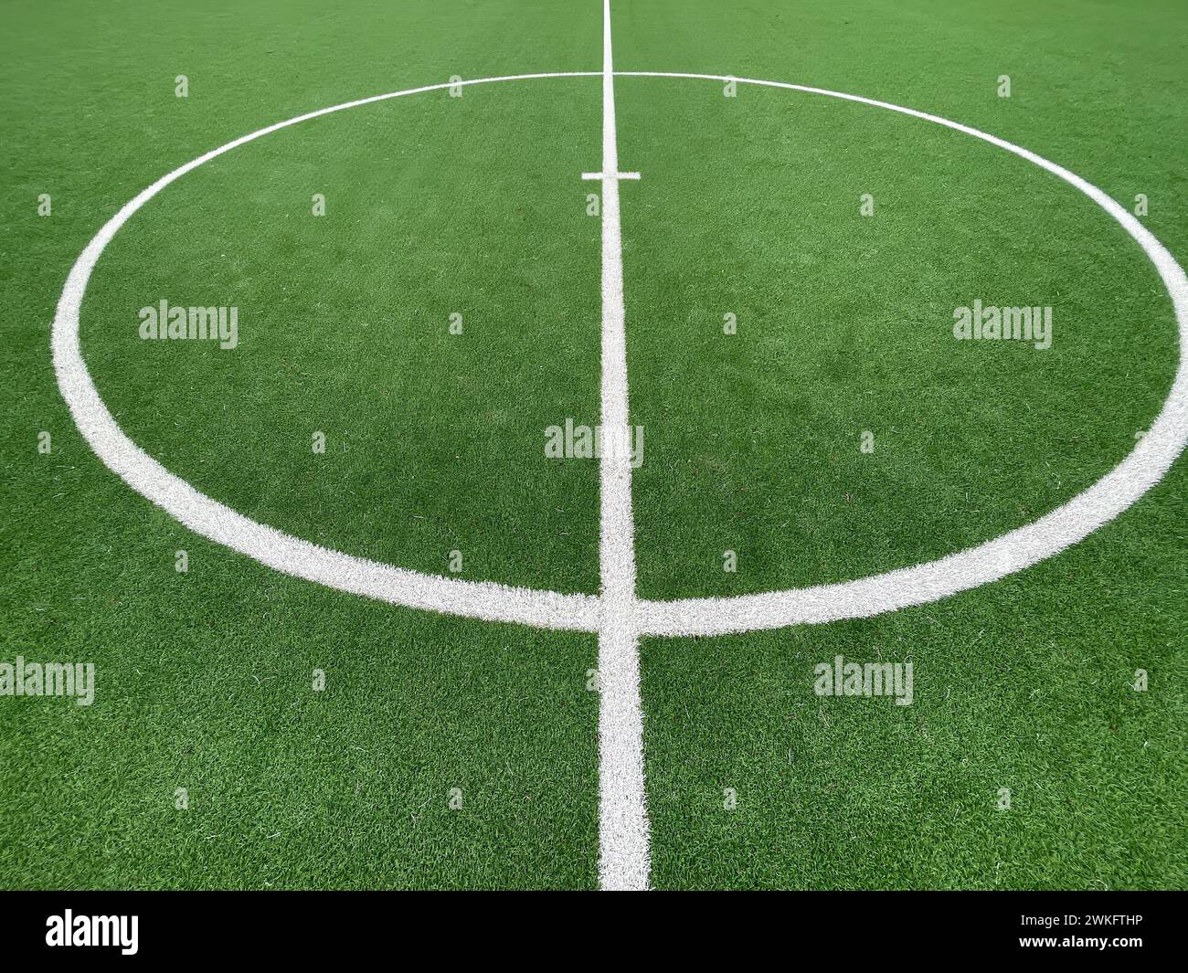 Circle on the field hi-res stock photography and images - Alamy
