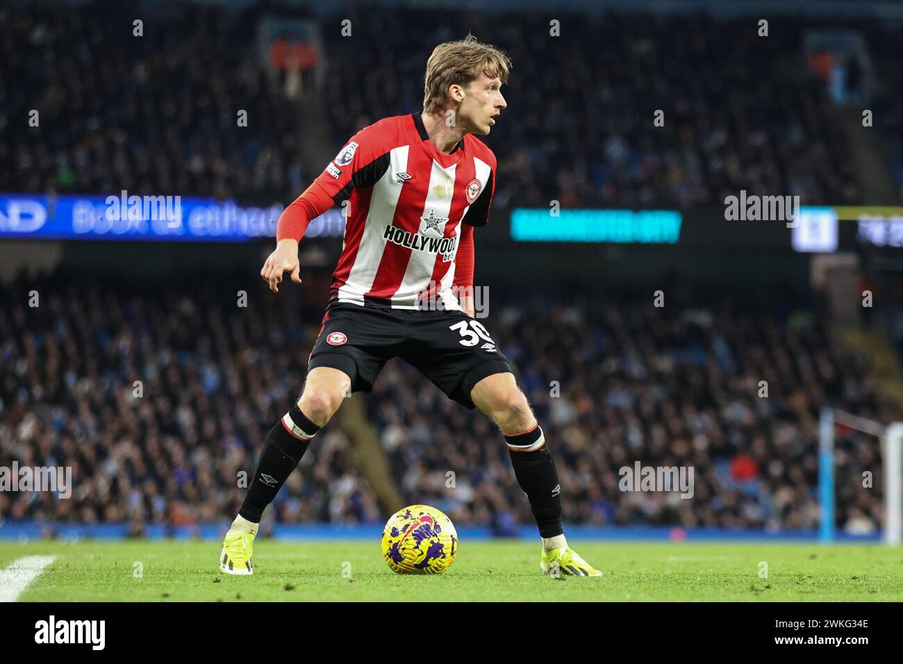 Mads Roerslev of Brentford during the Premier League match Manchester ...
