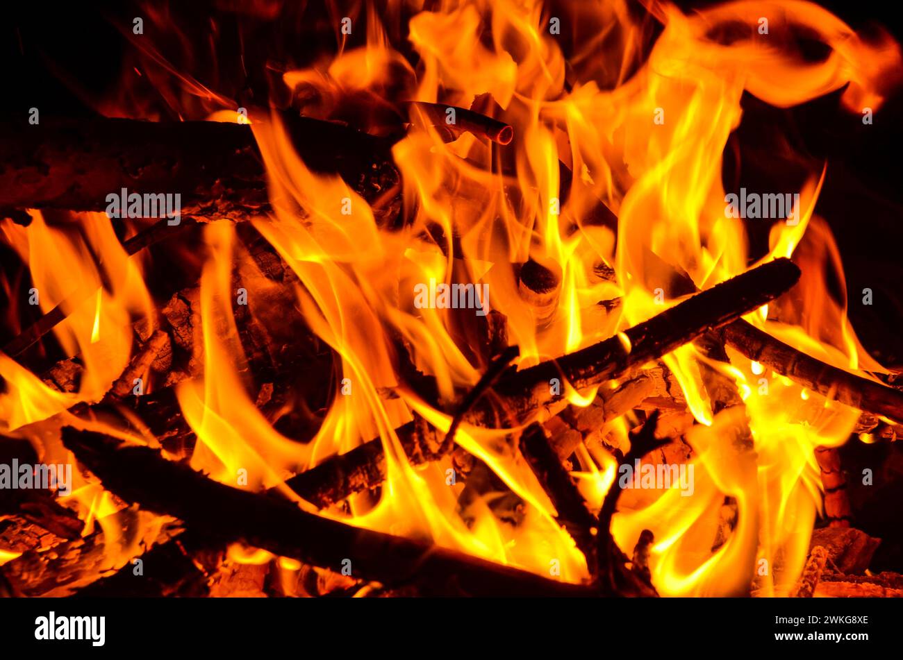 Fire flames evening smoke hi-res stock photography and images - Alamy