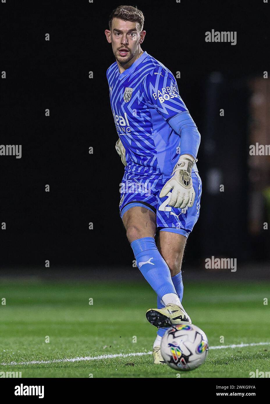 Alex Palmer of West Bromwich Albion passes the ball forward during the ...