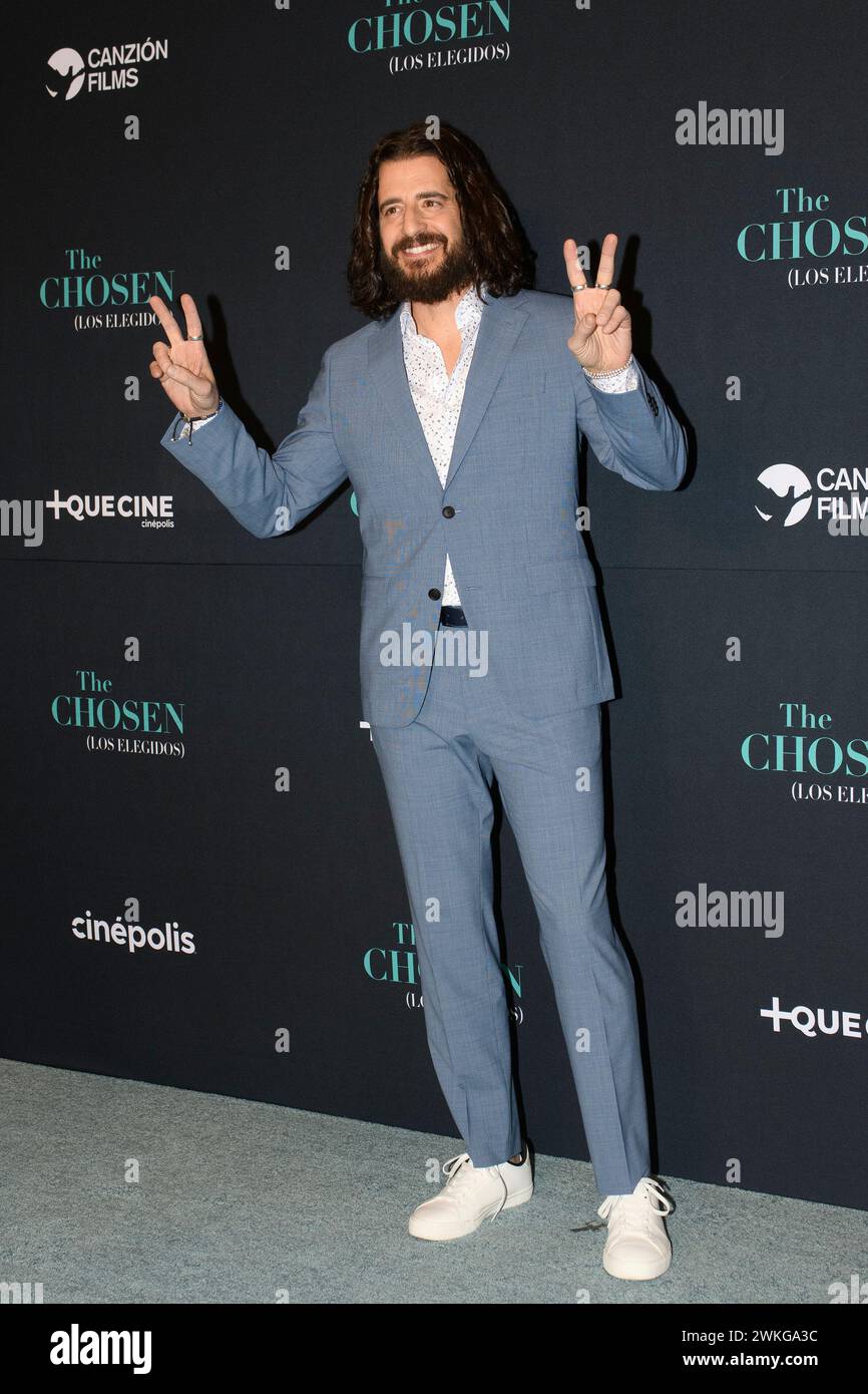 Jonathan roumie hi-res stock photography and images - Alamy