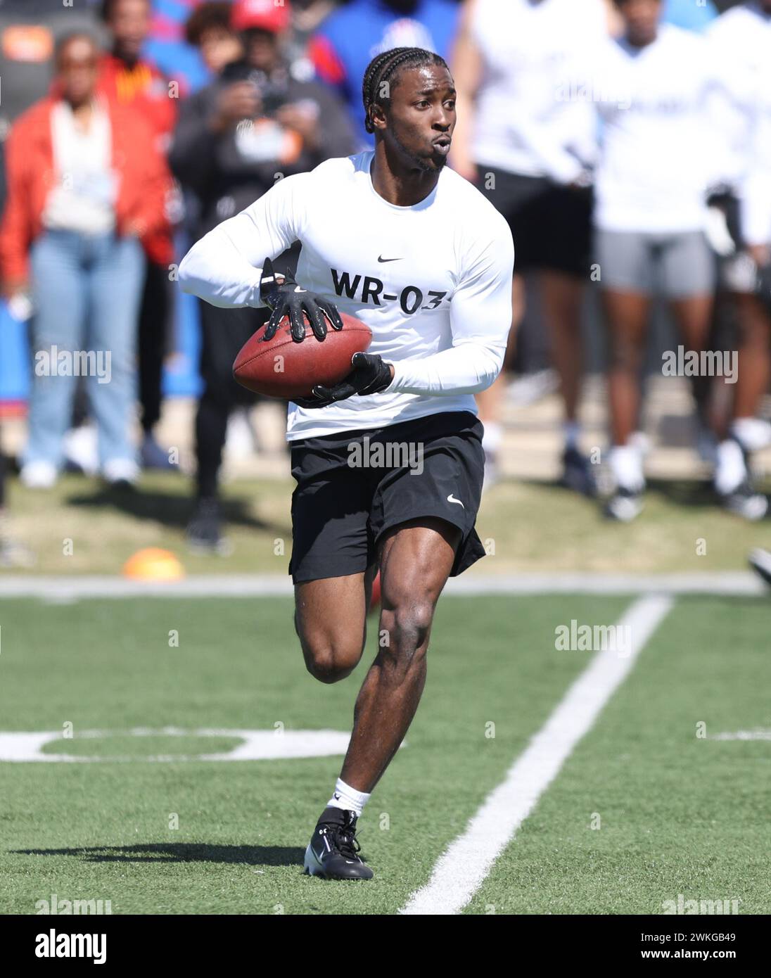 Wide receiver Marcus Riley (Florida A&M) catches a pass during the ...