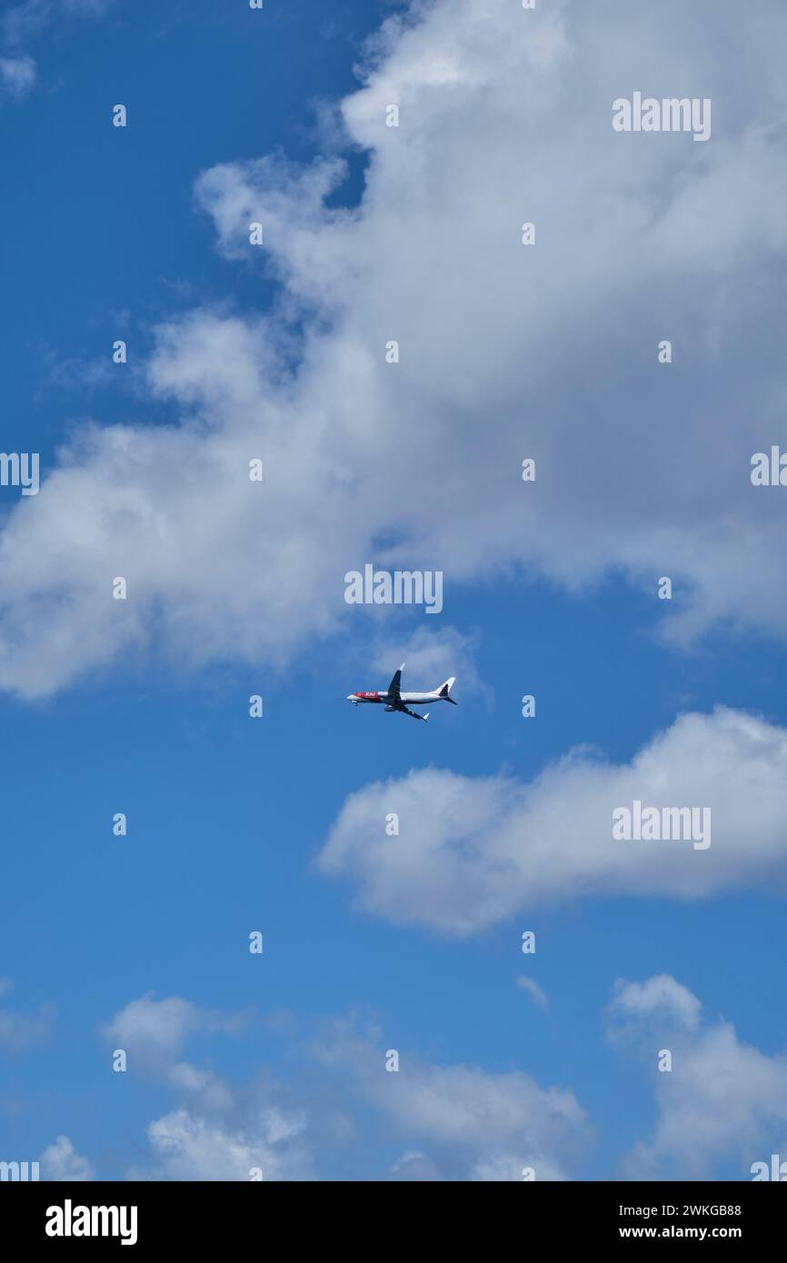 Windy weather conditions hi-res stock photography and images - Alamy