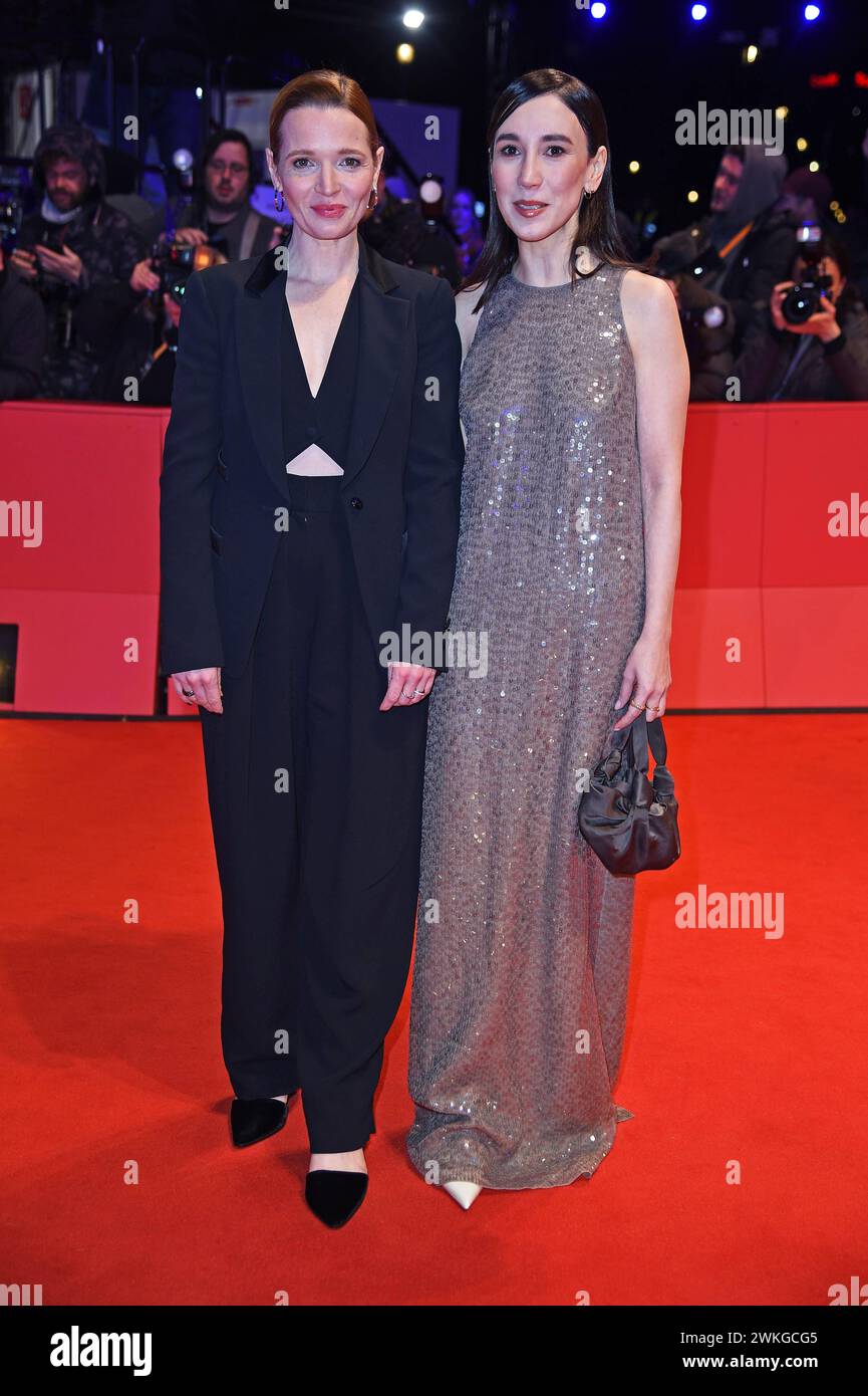 Karoline Herfurth, Sibel Kekilli - VERLEIHUNG DES GOLDENEN EHRENBÄR an ...