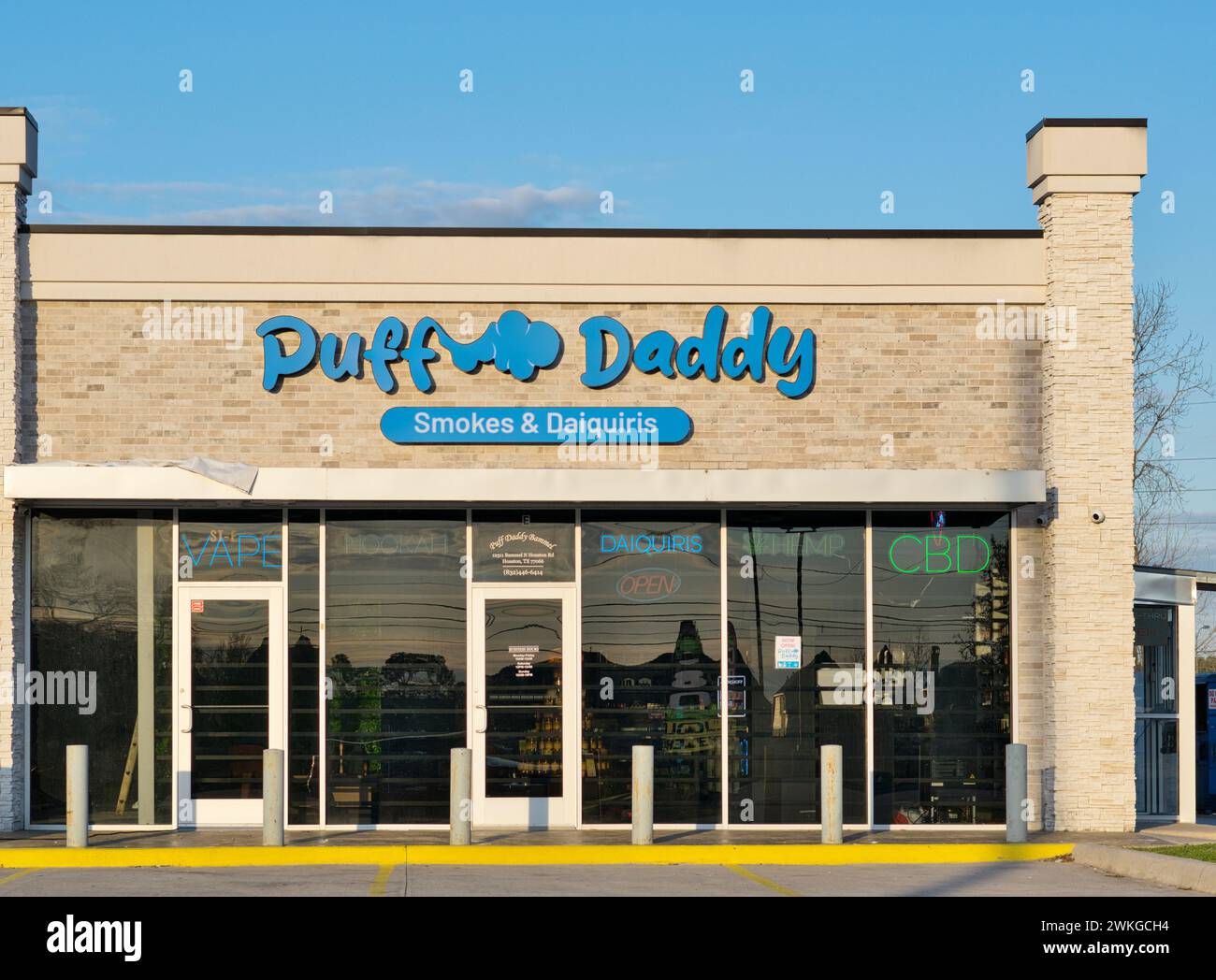 Houston, Texas USA 02-18-2024: Puff Daddy smoke shop business ...