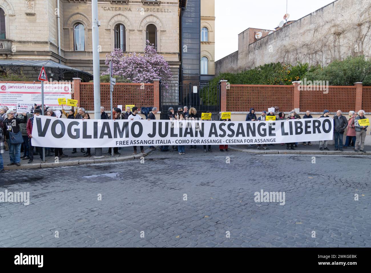 British embassy rome hi-res stock photography and images - Alamy