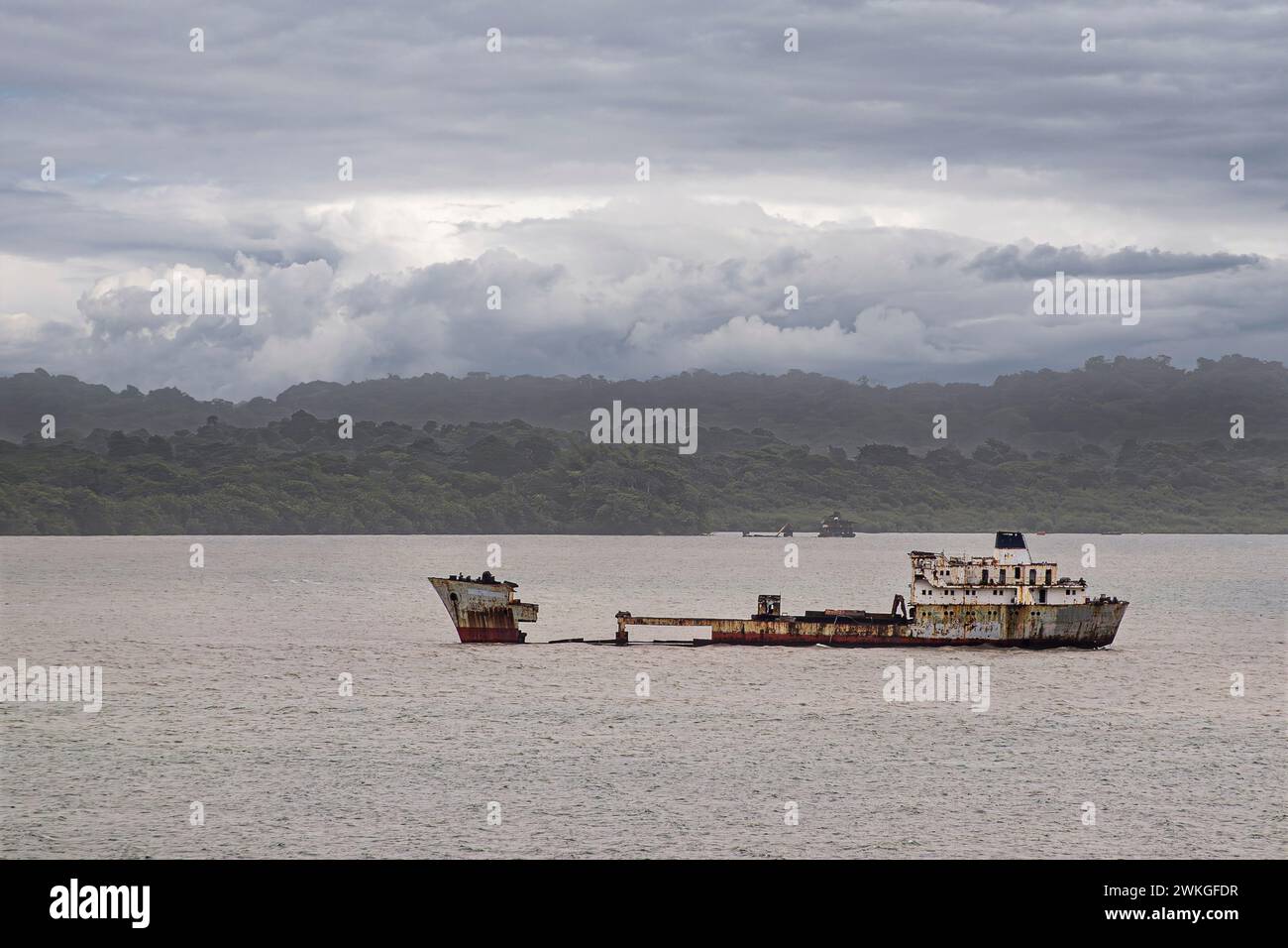 Limon bay water hi-res stock photography and images - Alamy