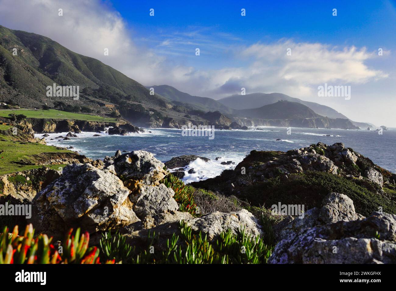 Famous views of big sur hi-res stock photography and images - Alamy