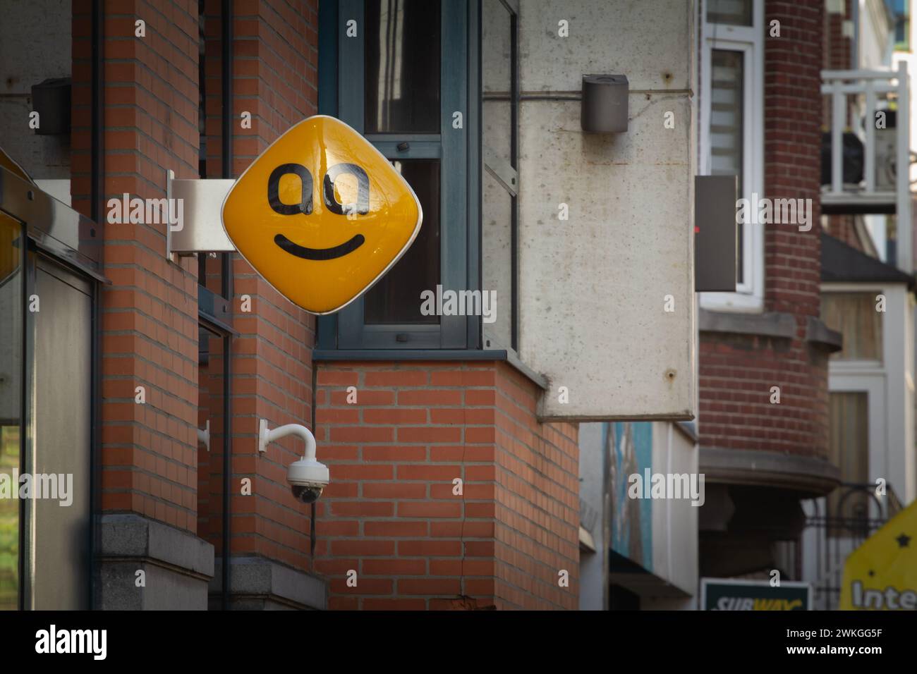 Picture of a sign with the logo of Geldmaat on their main ATMs in ...