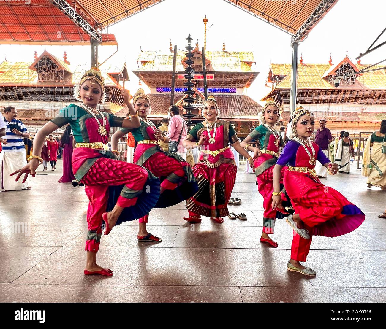 Bharatanatyam (Tamil: பரதநாட்டியம்) is an Indian classical dance form ...