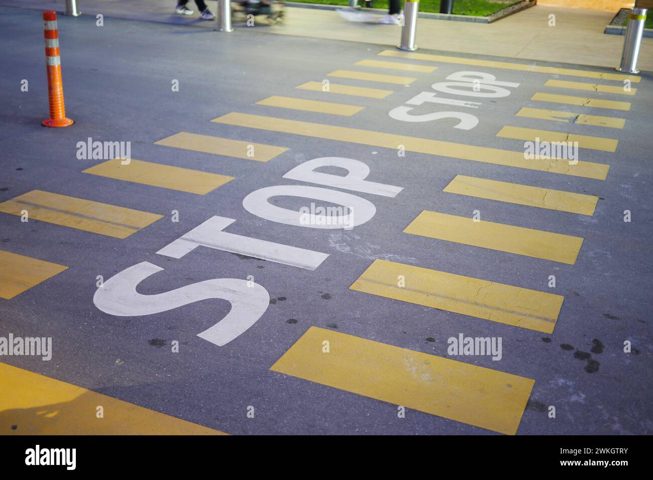 Stop sign on concrete ground hi-res stock photography and images - Alamy