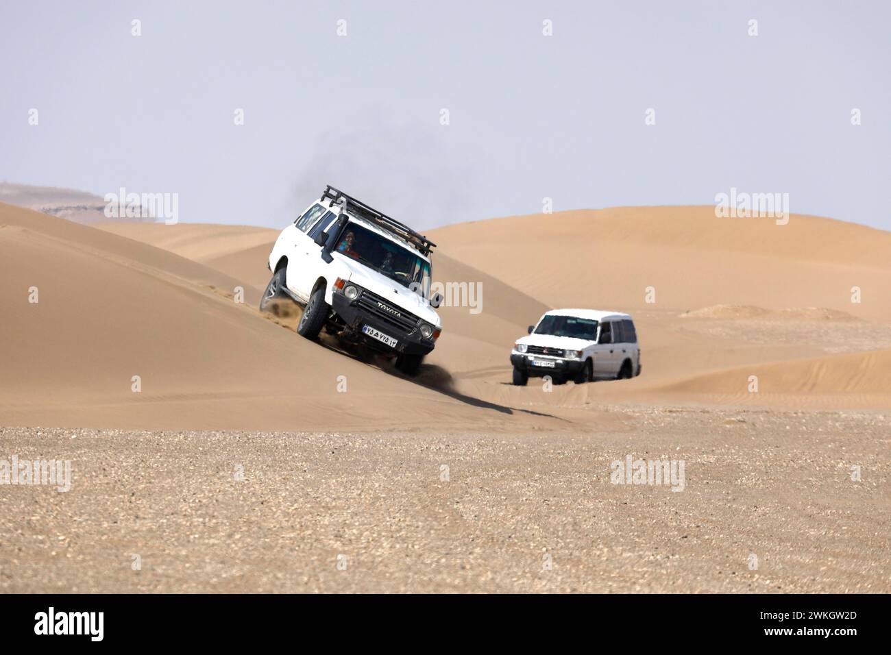 Toyota land cruiser desert hi-res stock photography and images - Alamy