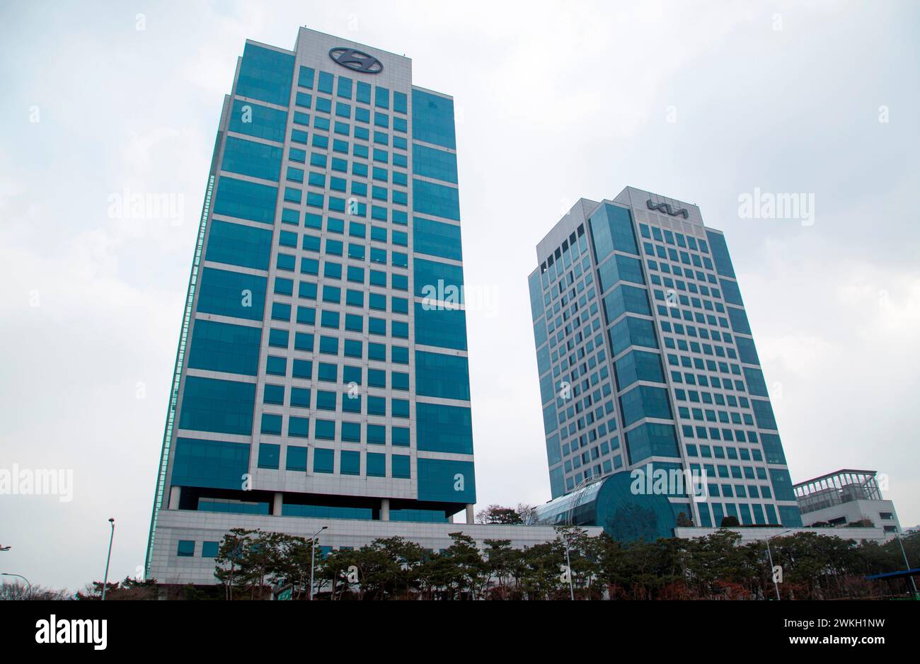 Hyundai Motor Group, Feb 11, 2024 : The head office of Hyundai Motor ...