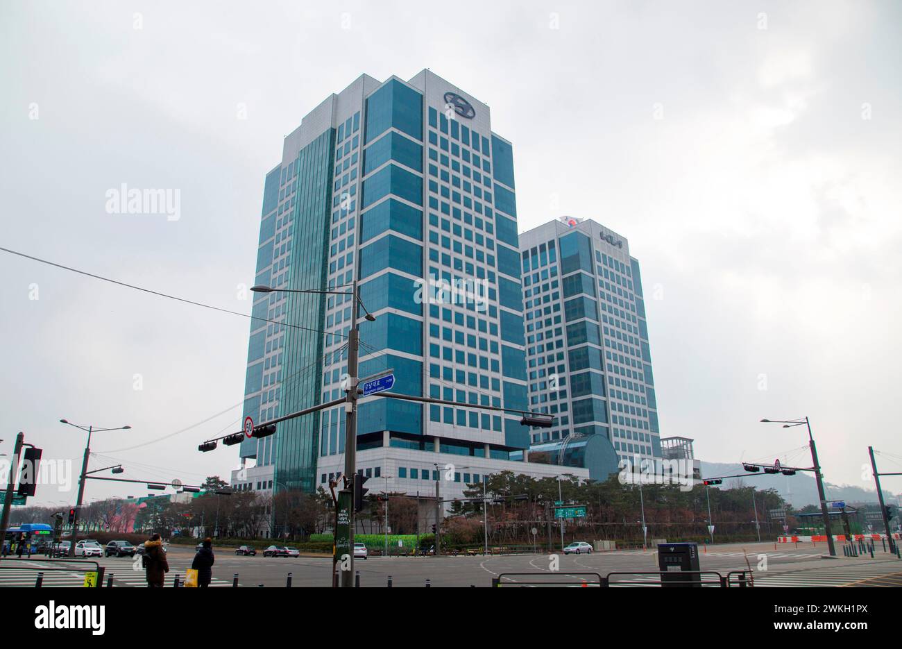 Hyundai Motor Group, Feb 11, 2024 : The head office of Hyundai Motor ...