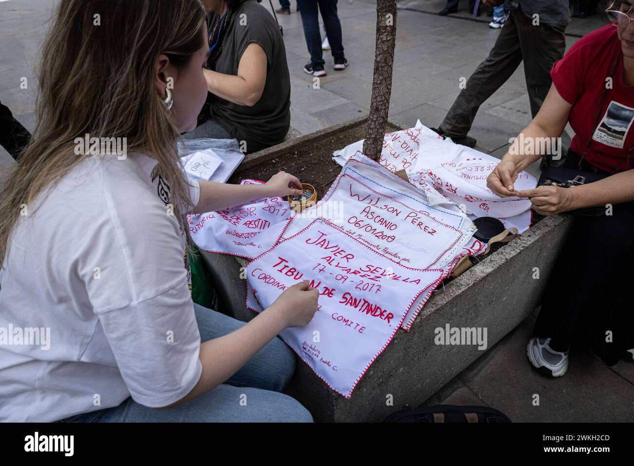Medellin signatories hi-res stock photography and images - Alamy