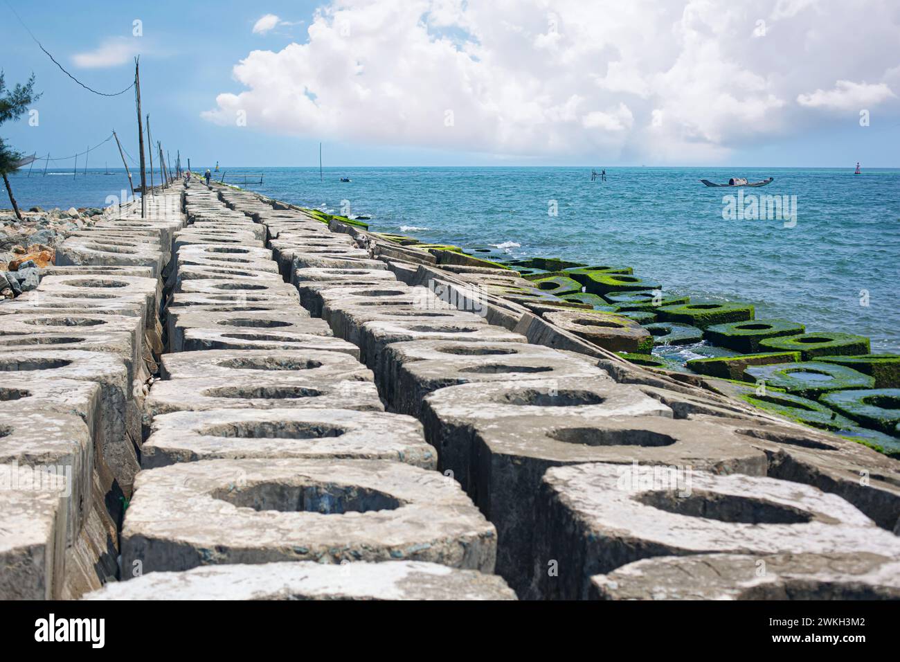 Covered jetty at harbor hi-res stock photography and images - Alamy