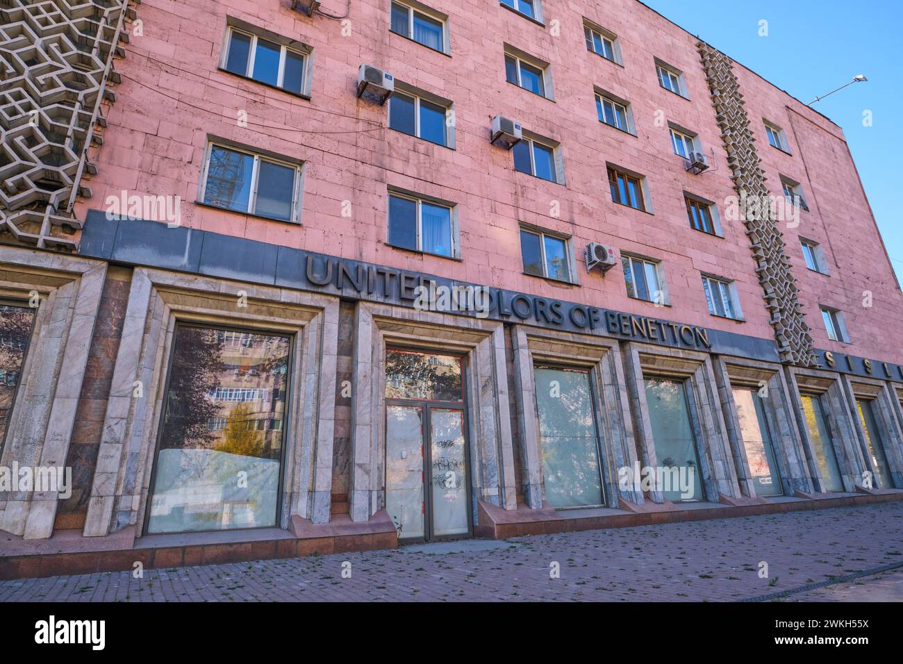 A closed, shuttered, empty, sad United Colors of Benetton clothing ...