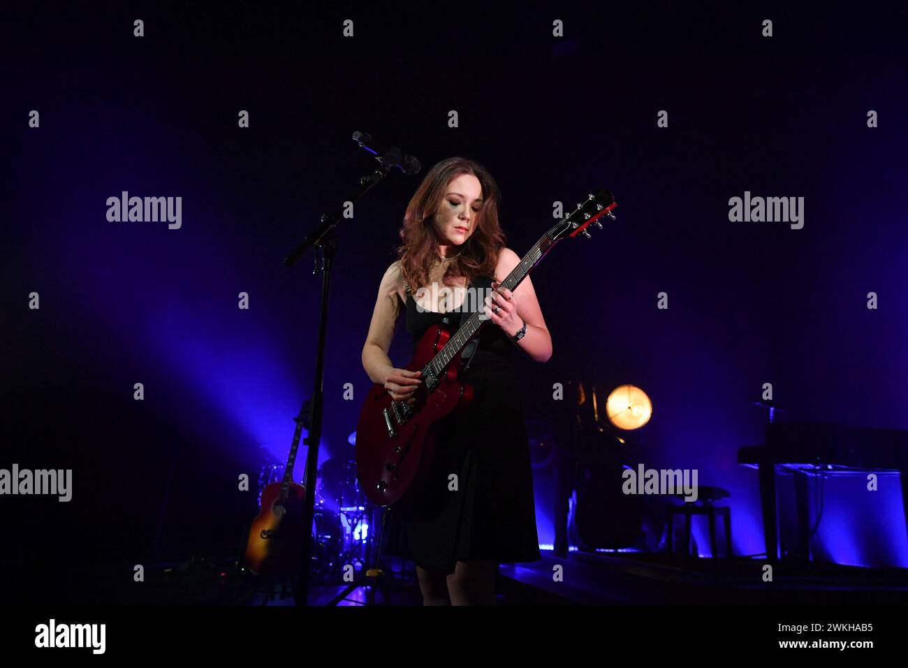 Laufey singer hi-res stock photography and images - Alamy