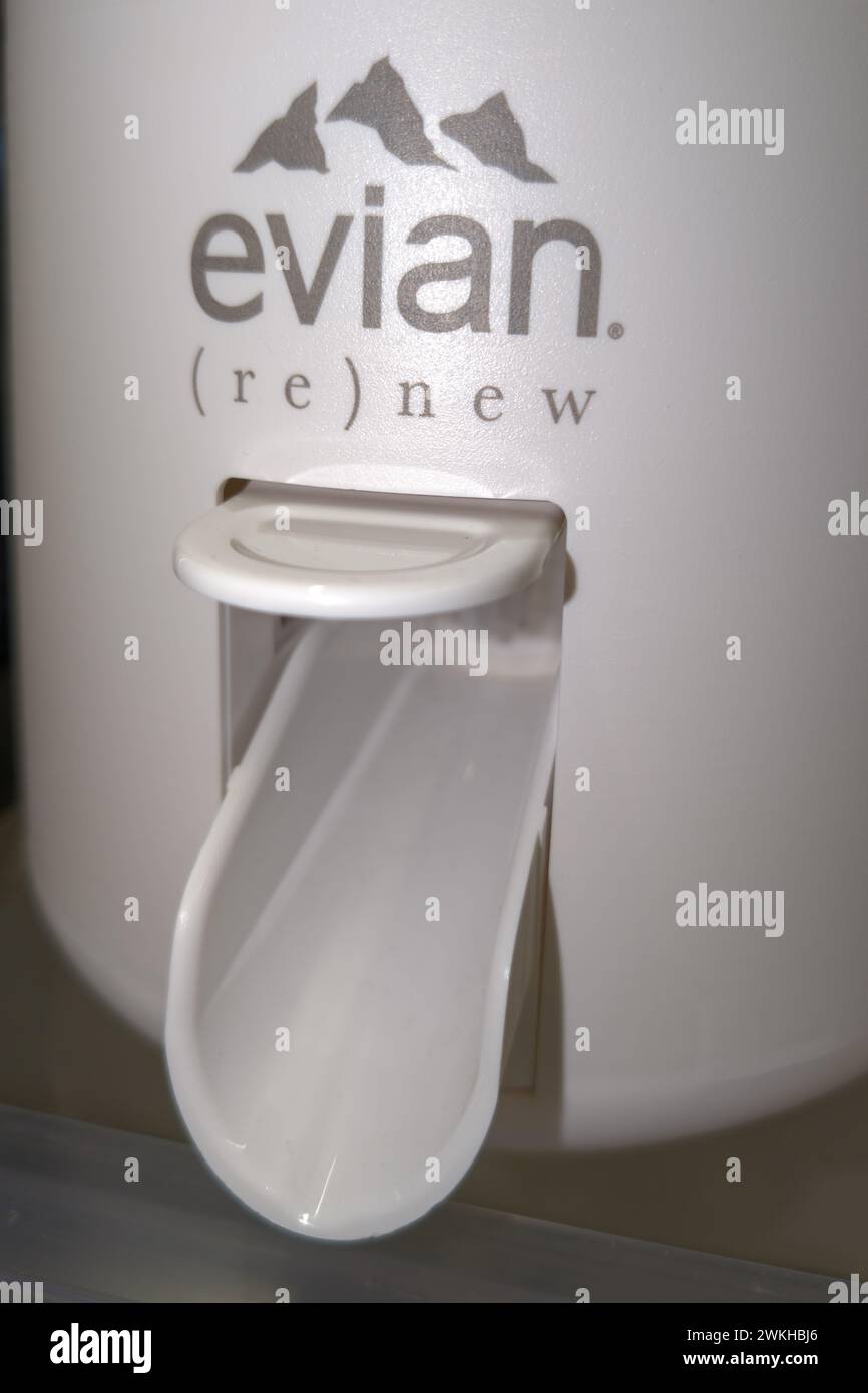 Evian logo hi-res stock photography and images - Alamy