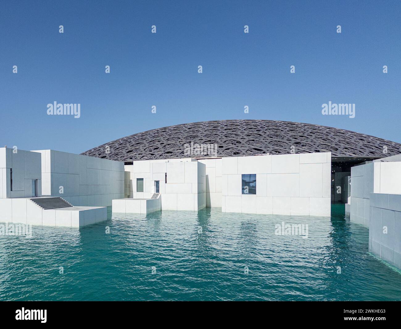 The Louvre, Abu Dhabi, by architect Jean Nouvel. Inspired by the rich ...