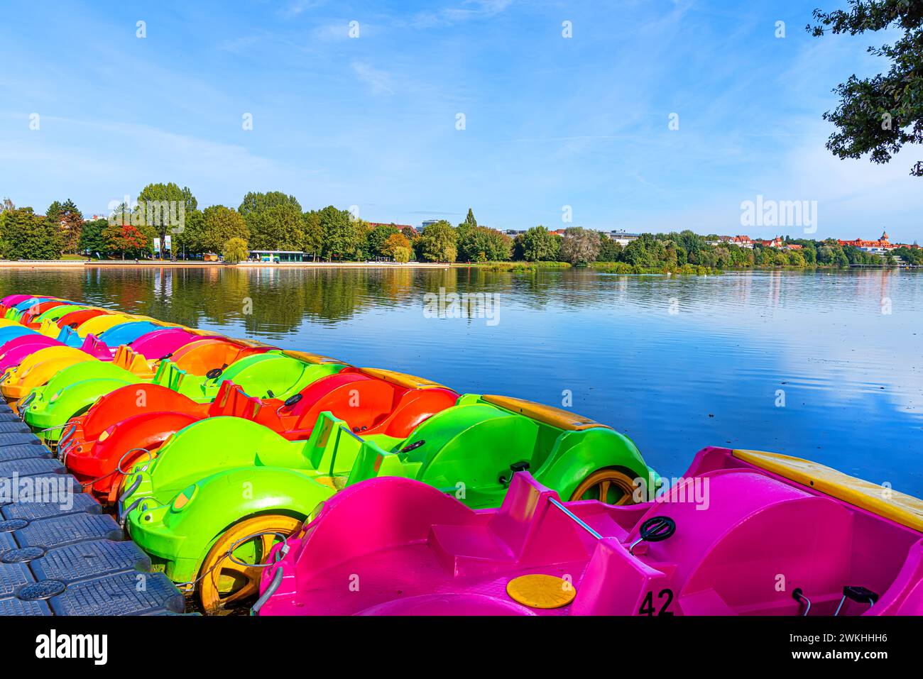 Boat wöhrder see hi-res stock photography and images - Alamy