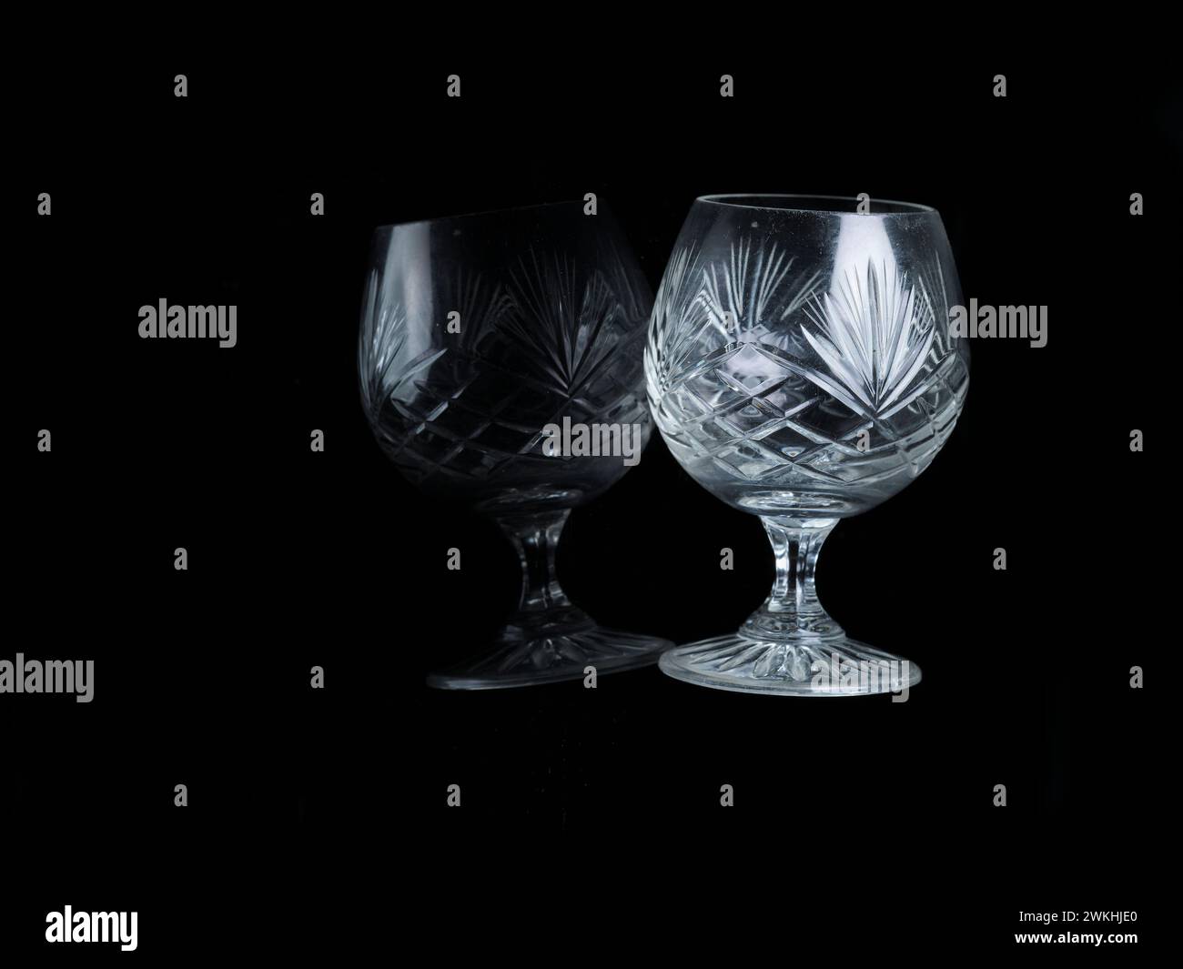 Black and white glassware hi-res stock photography and images - Alamy
