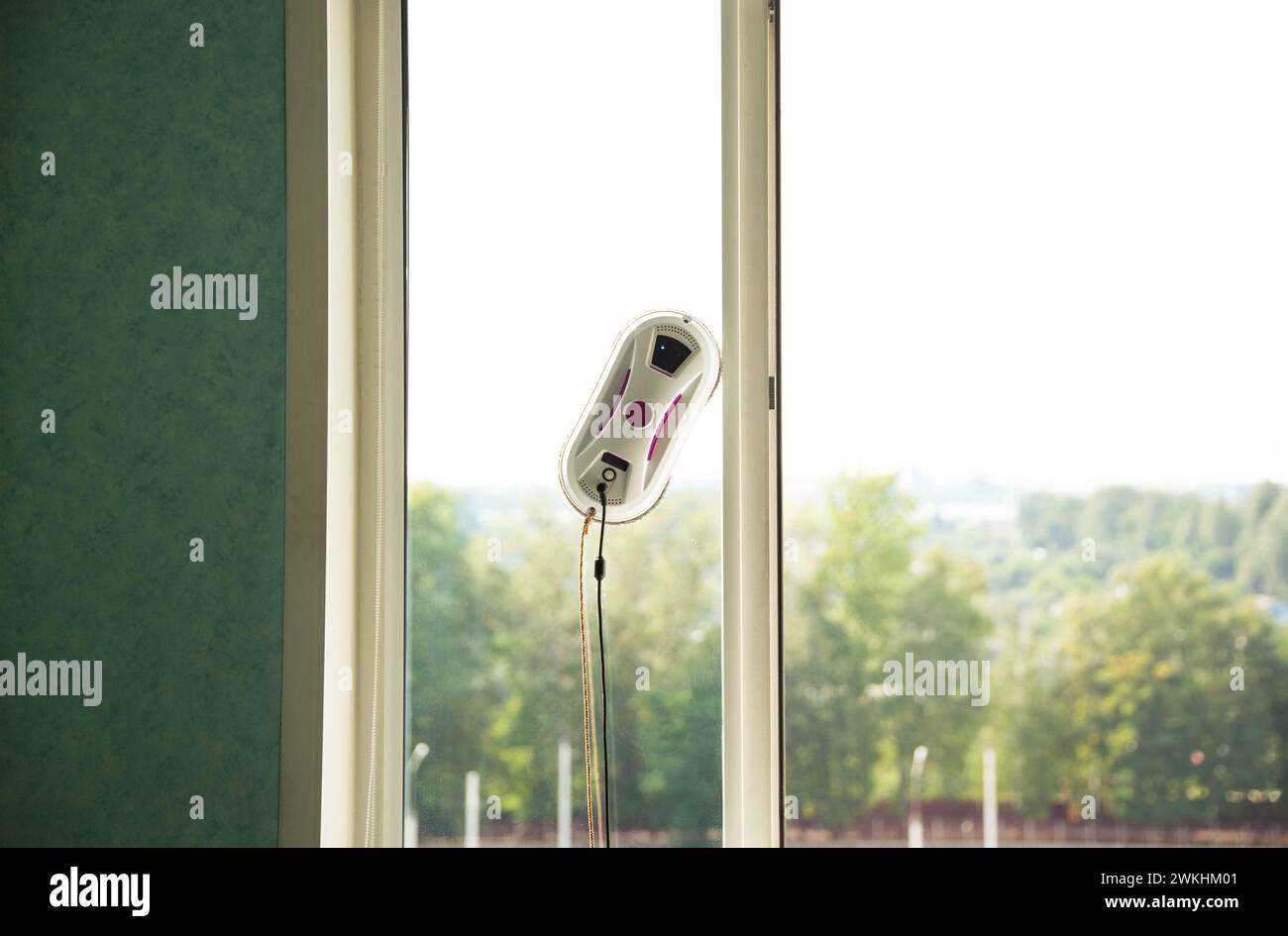 Vacuum automatic robot window cleaner cleans glass from dirt without ...