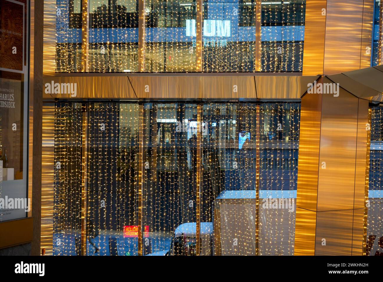 Tall building lights hi-res stock photography and images - Alamy