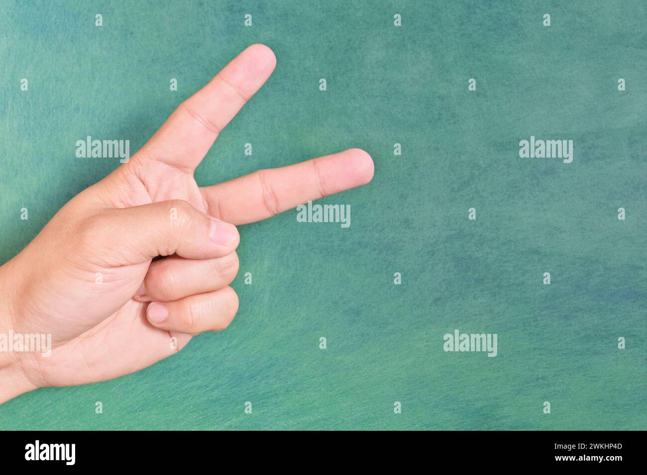 Hand v peace sign hi-res stock photography and images - Alamy