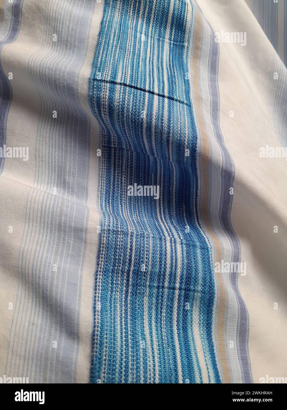Drape cotton hi-res stock photography and images - Alamy