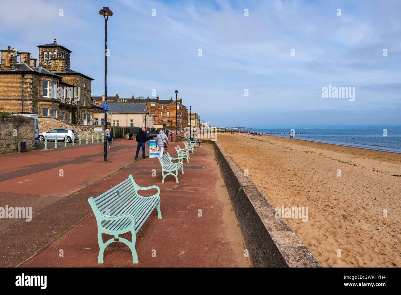 Portobello beach edinburgh uk hi-res stock photography and images - Alamy