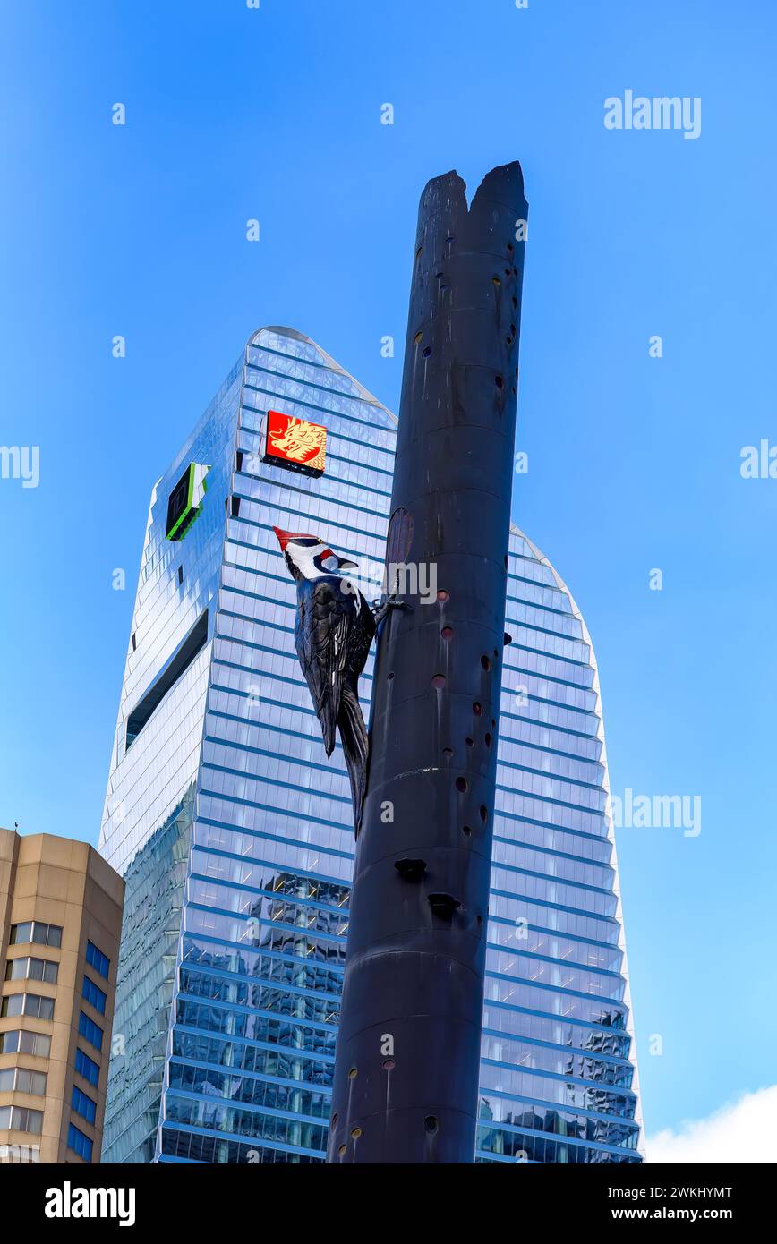 Toronto metro convention centre statue hi-res stock photography and ...