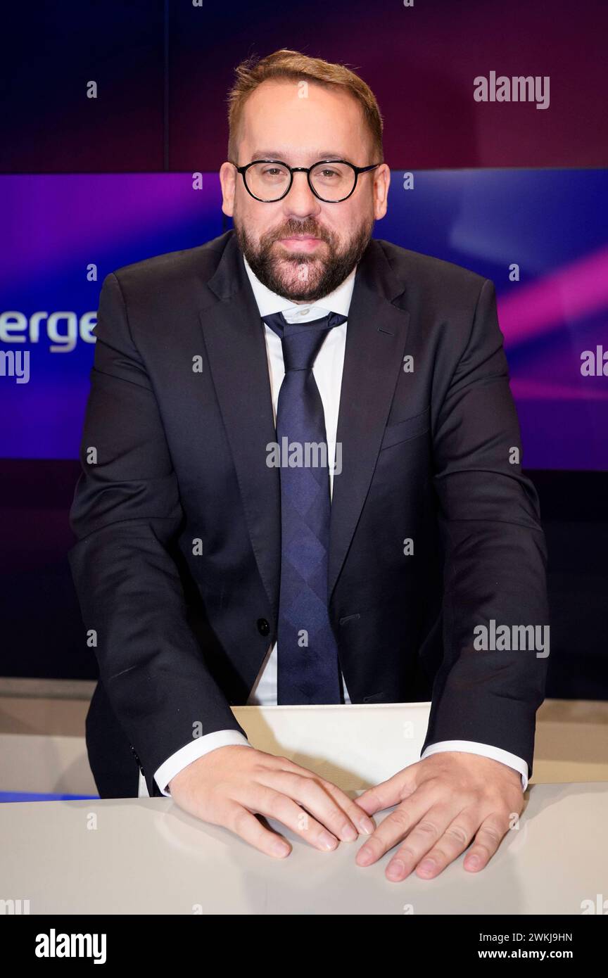 Paul Ronzheimer in der ARD-Talkshow maischberger im Studio Berlin ...