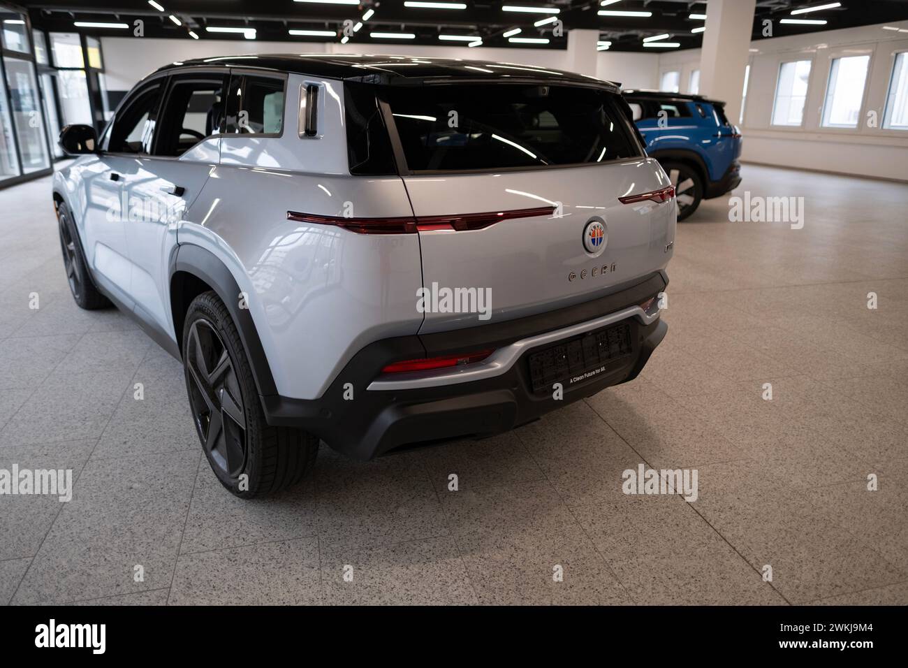new grey electric Fisker Ocean in showroom, Dual Motor AWD, trends EV ...