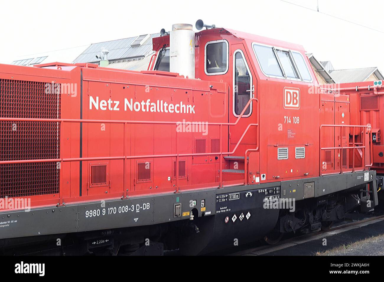 Am Bahnhof Fulda ist ein Notfallzug der Deutschen Bahn stationiert, der ...