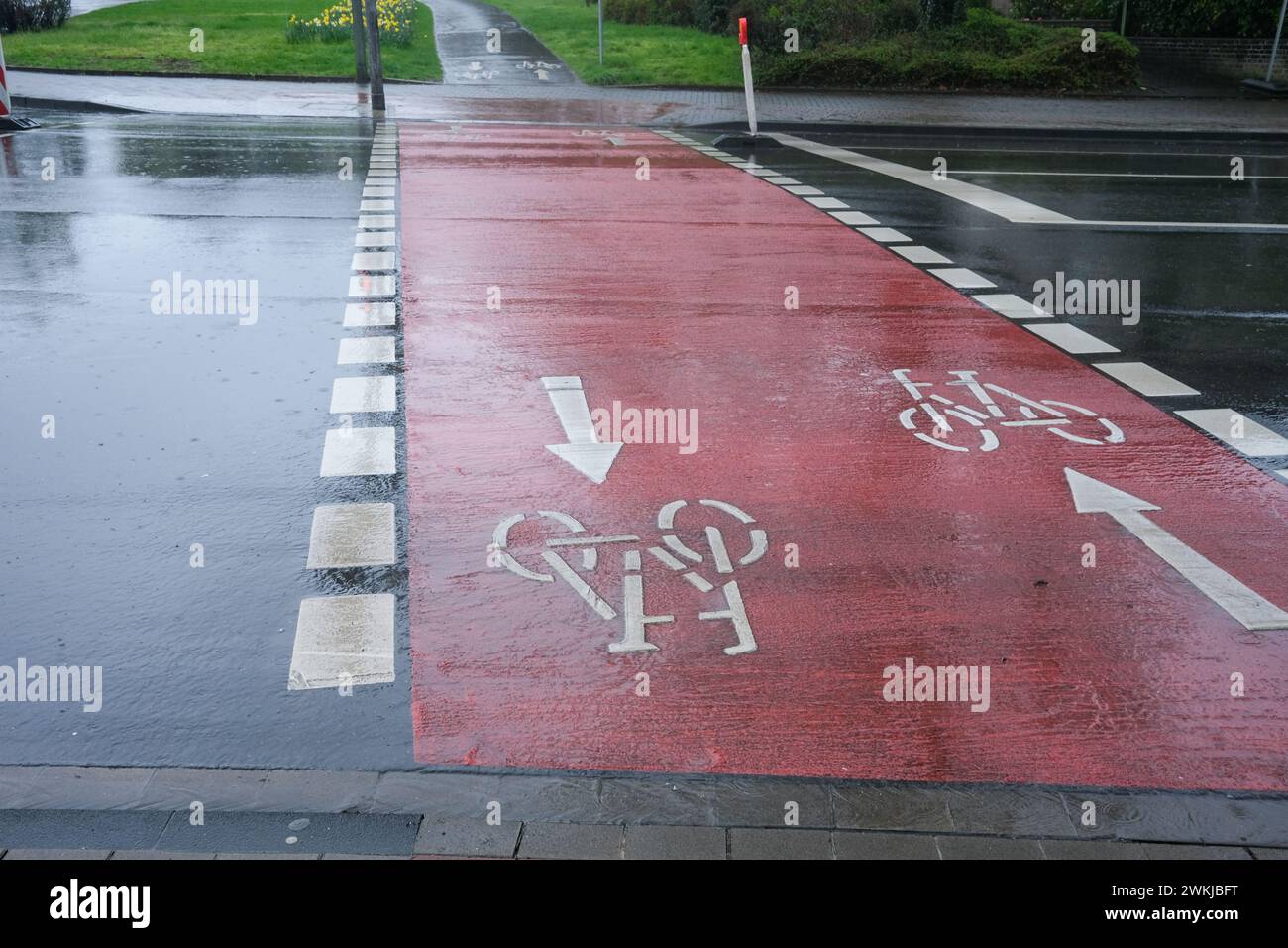 Stop cycle race sign hi-res stock photography and images - Alamy
