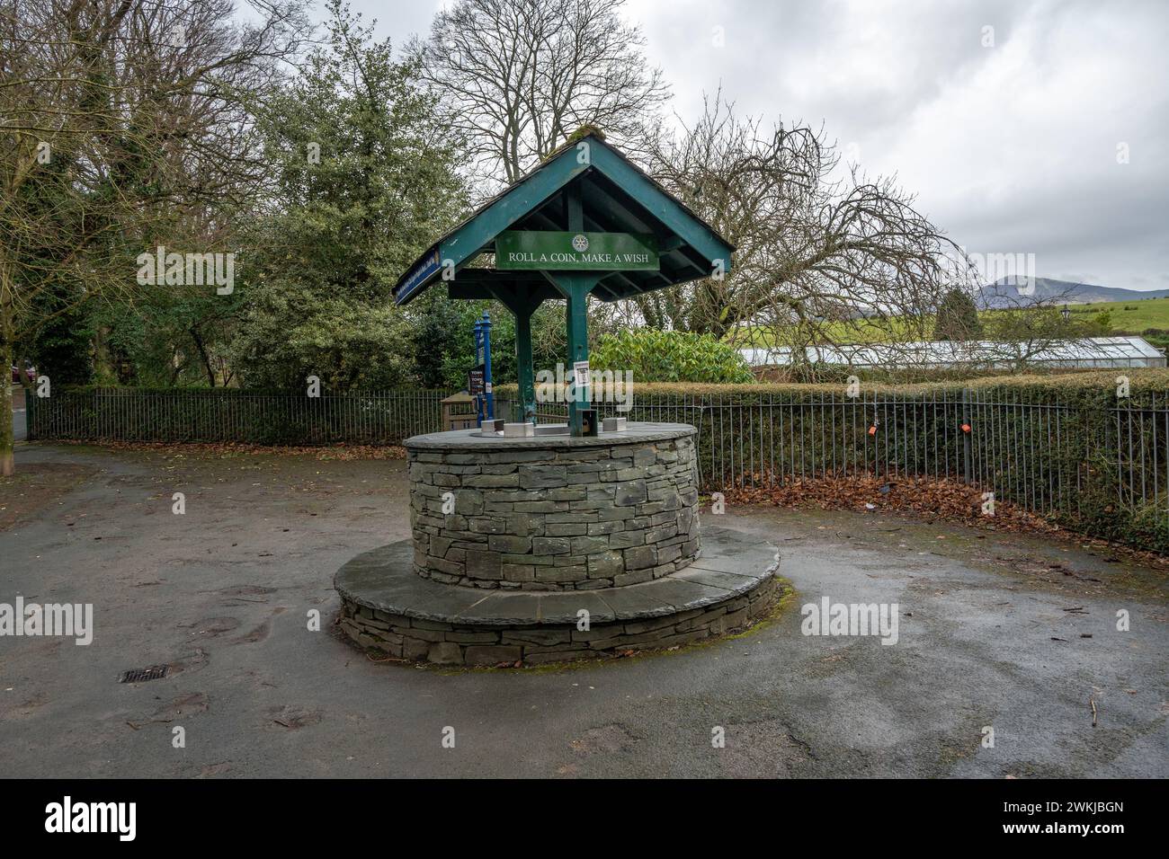 Wishing well uk hi-res stock photography and images - Alamy