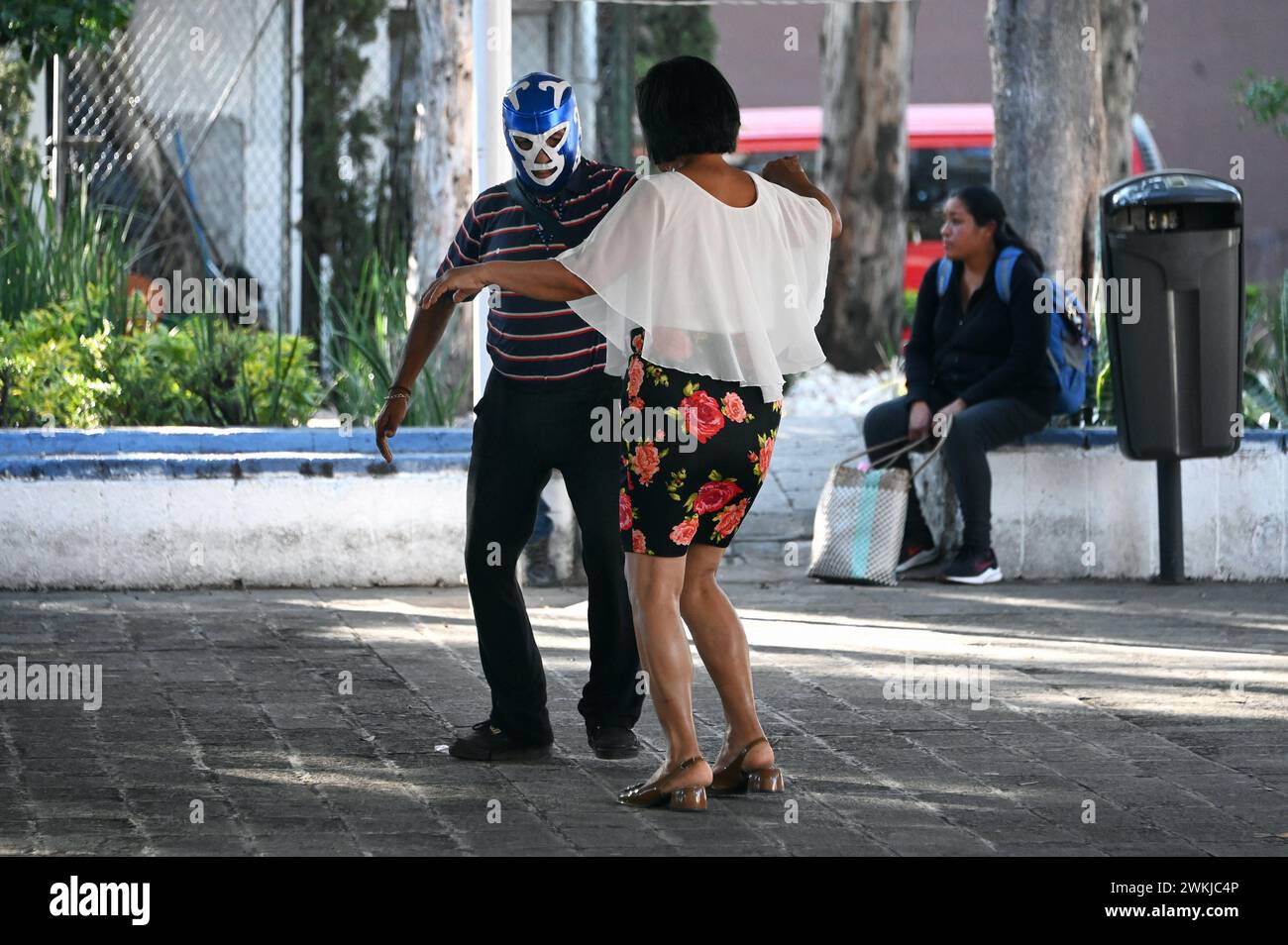 Wrestler mask hi-res stock photography and images - Alamy