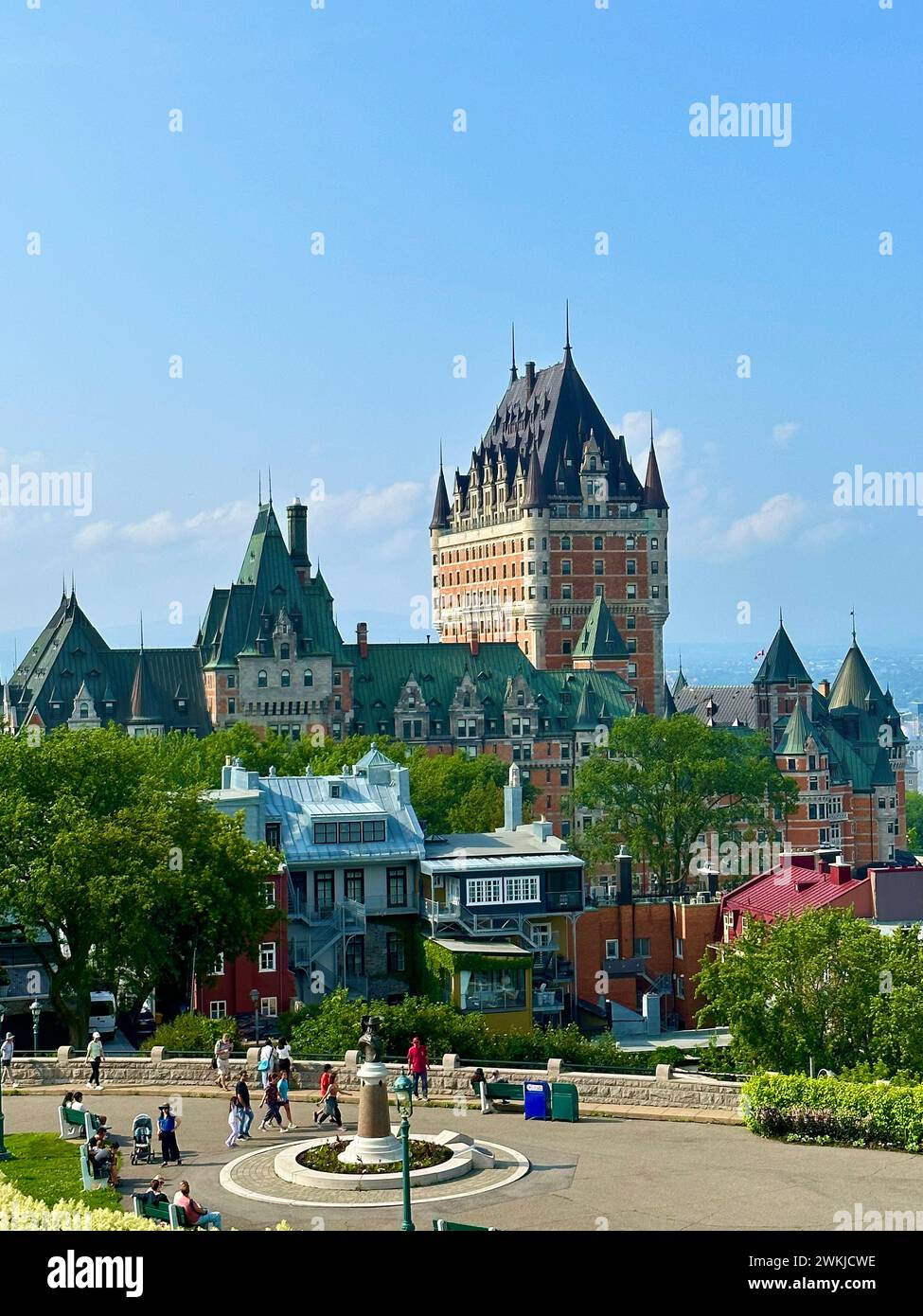The view of Fairmont Le Chateau Frontenac in Quebec, Canada Stock Photo ...