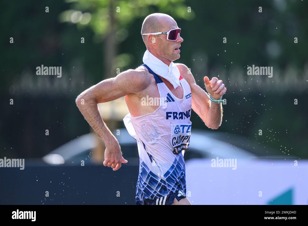 Kevin CAMPION participating in the 35 KILOMETRES RACE WALK at the World ...
