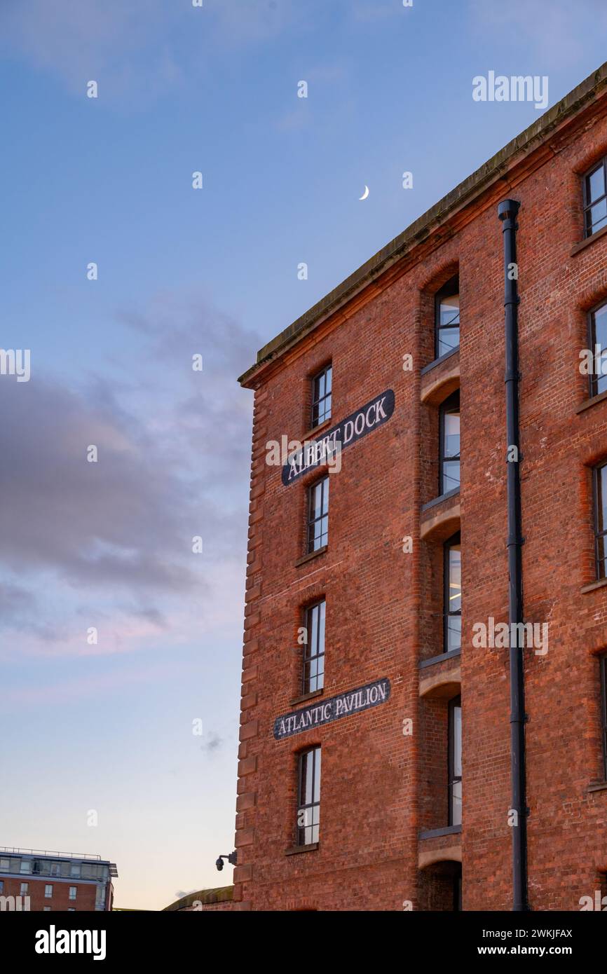 Moon above The Royal Albert Dock, Liverpool L3 4AQ Stock Photo - Alamy