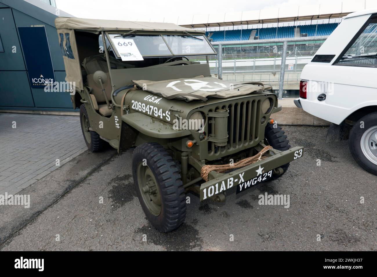 Willys mb model hi-res stock photography and images - Alamy