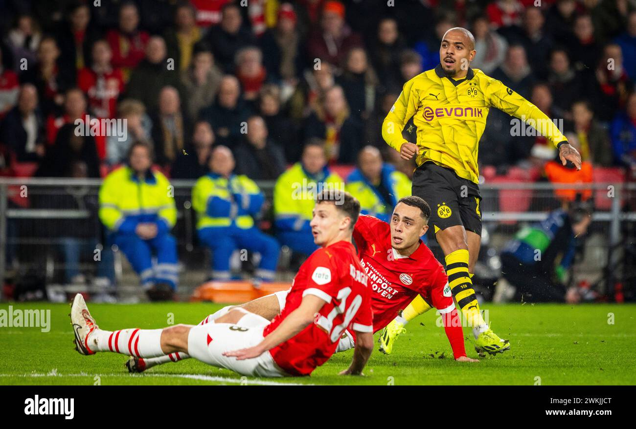 Eindhoven, Netherlands. 20th Feb 2024. Donyell Malen (BVB) Sergino Dest ...